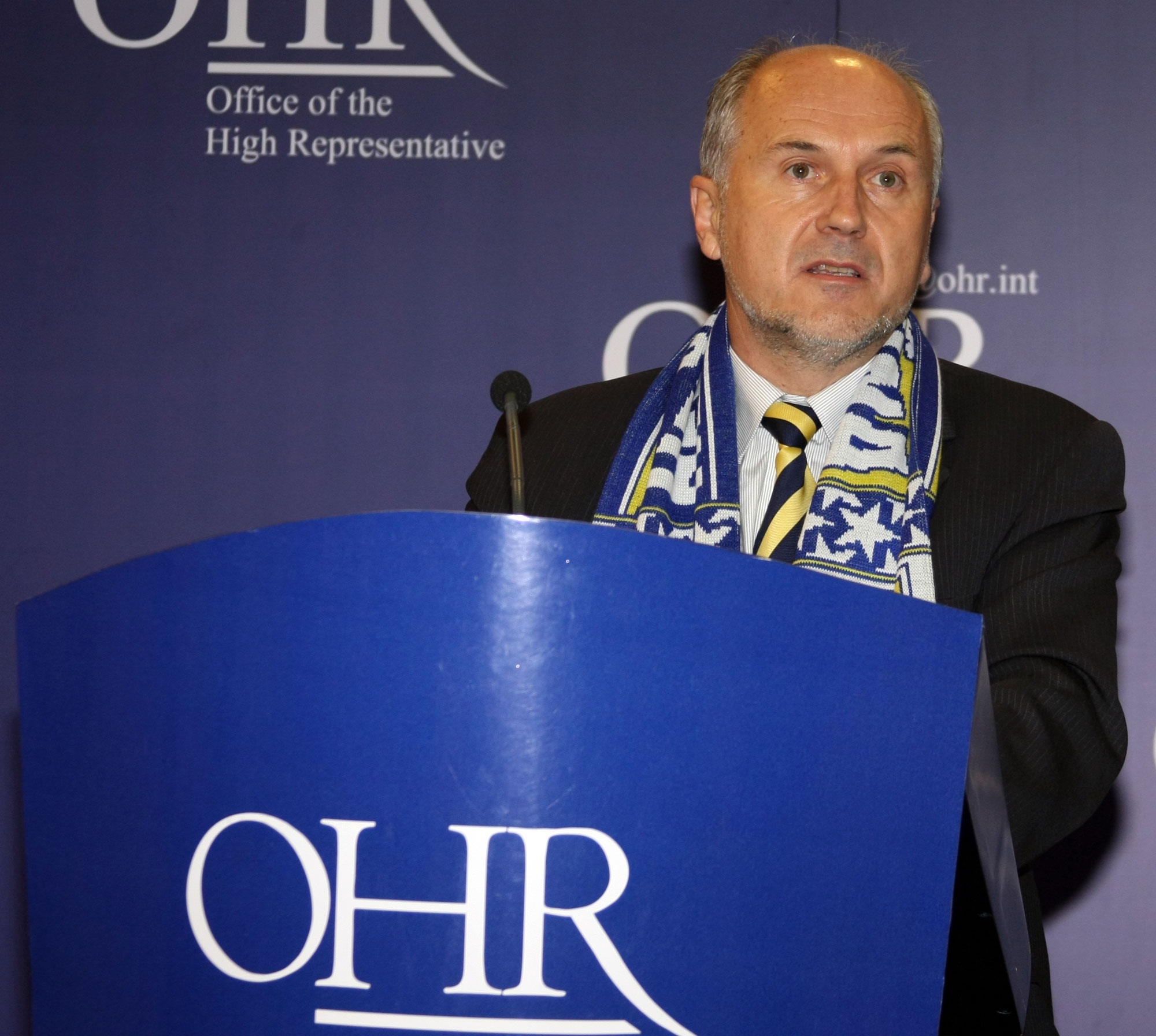 Transcript of the press conference following Peace Implementation ...